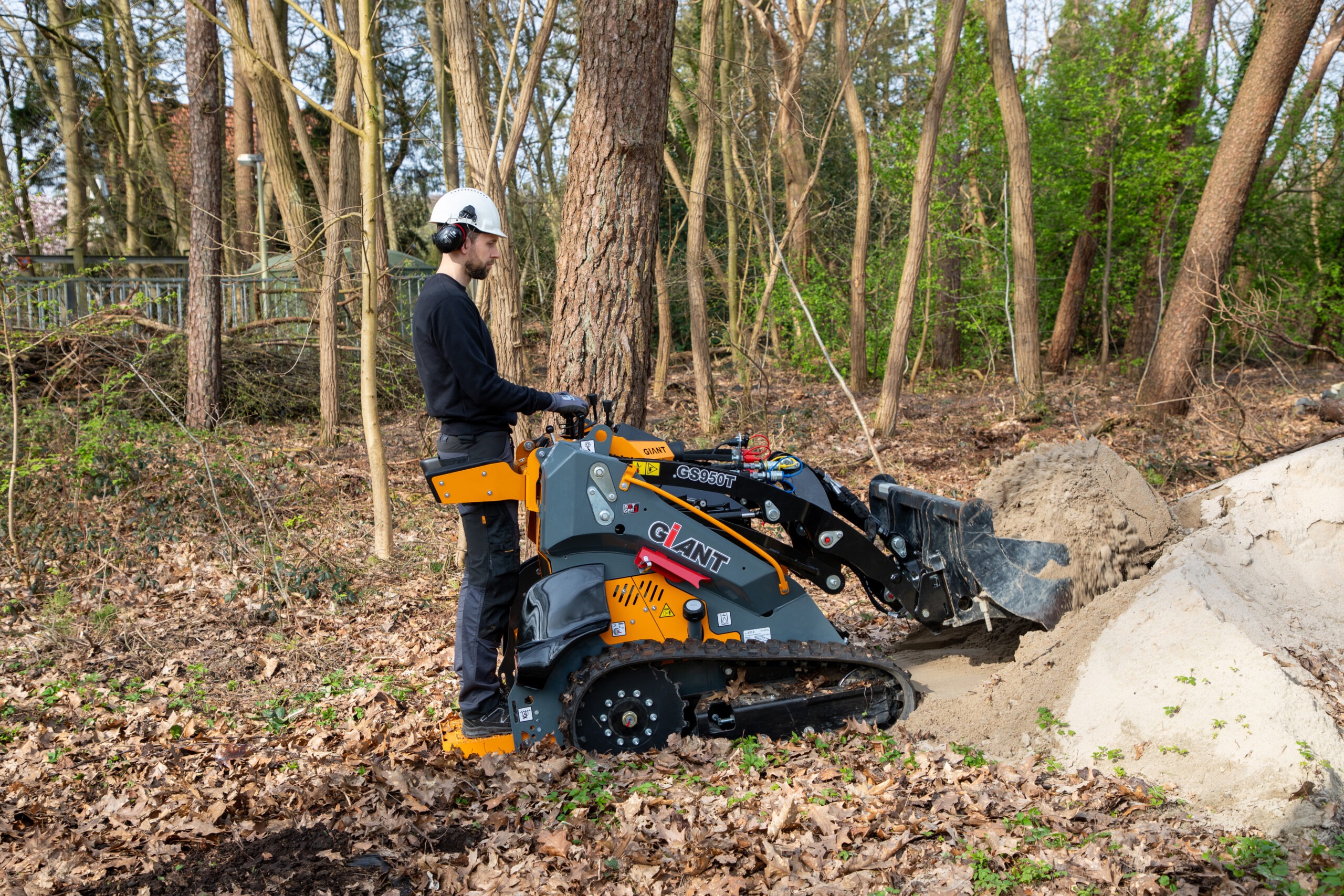 SKID STEER GIANT GS900 - PrimBTP.com - Site Officiel - Importateur de ...