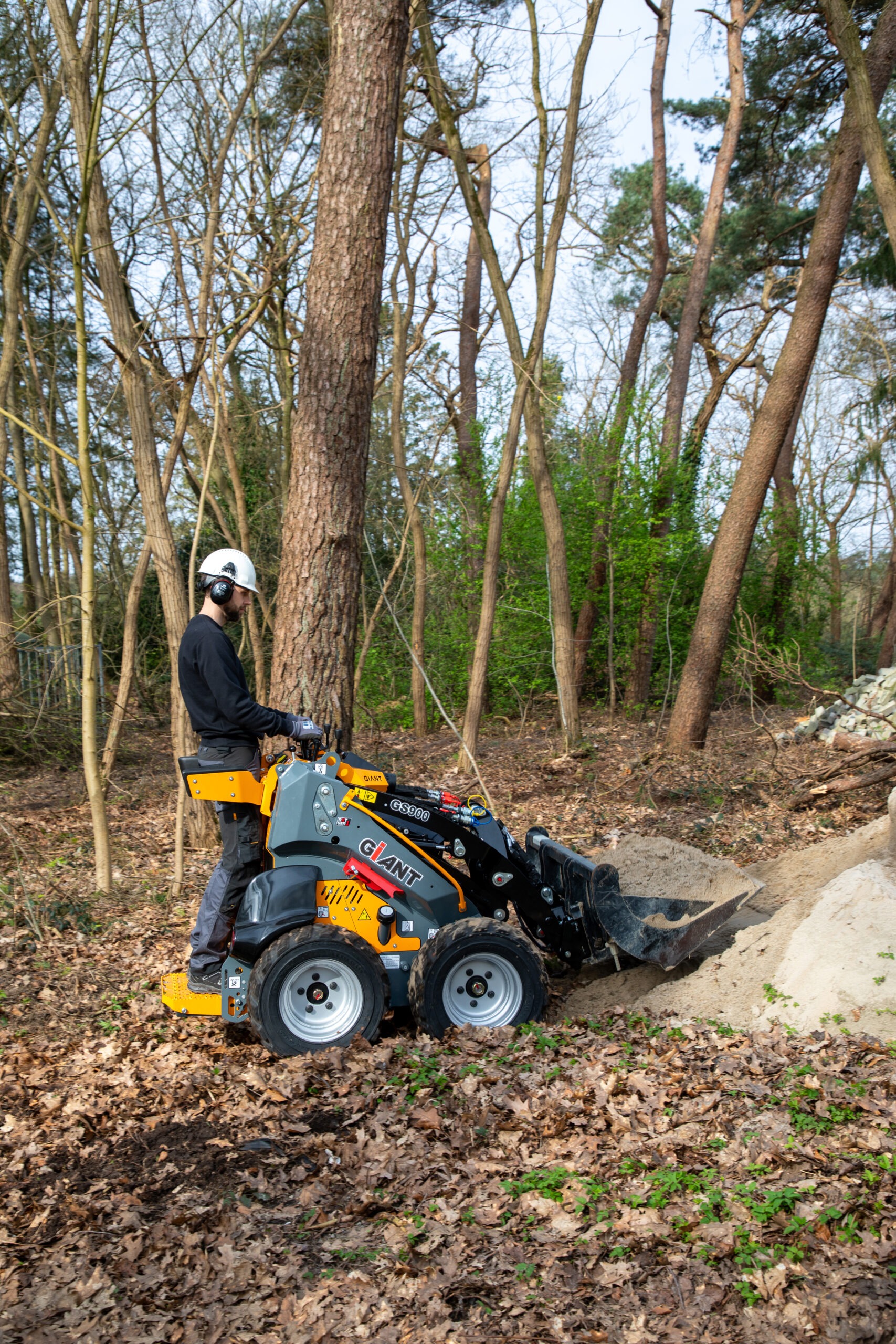 SKID STEER GIANT GS900E - PrimBTP.com - Site Officiel - Importateur de ...